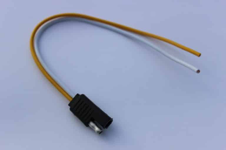 23201M-14GA - 2 Way Flat Connector · J-MAK Industries